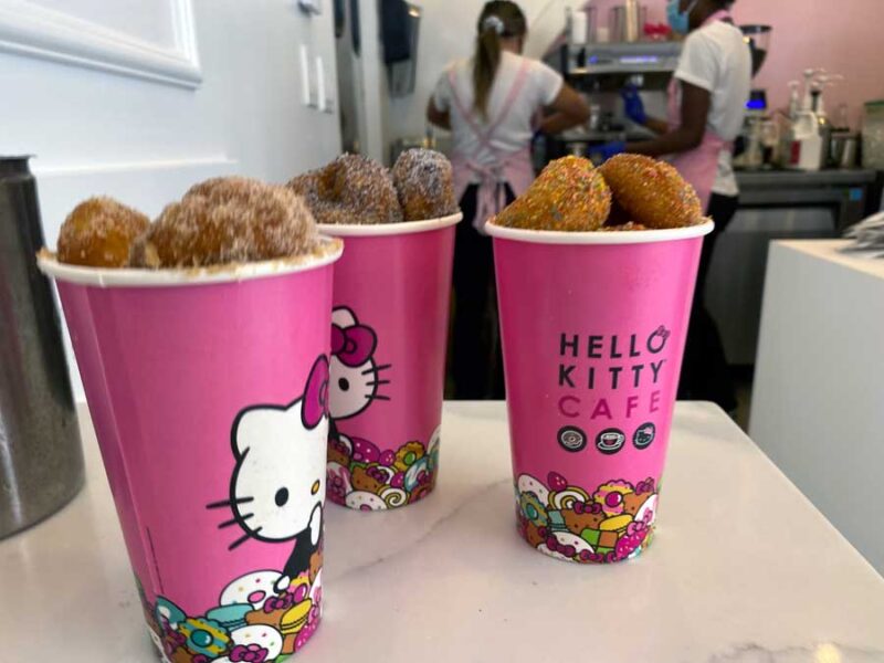Hello Kitty Cafe at Irvine Spectrum - SuperMall