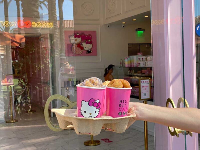 Hello Kitty Cafe at Irvine Spectrum - SuperMall