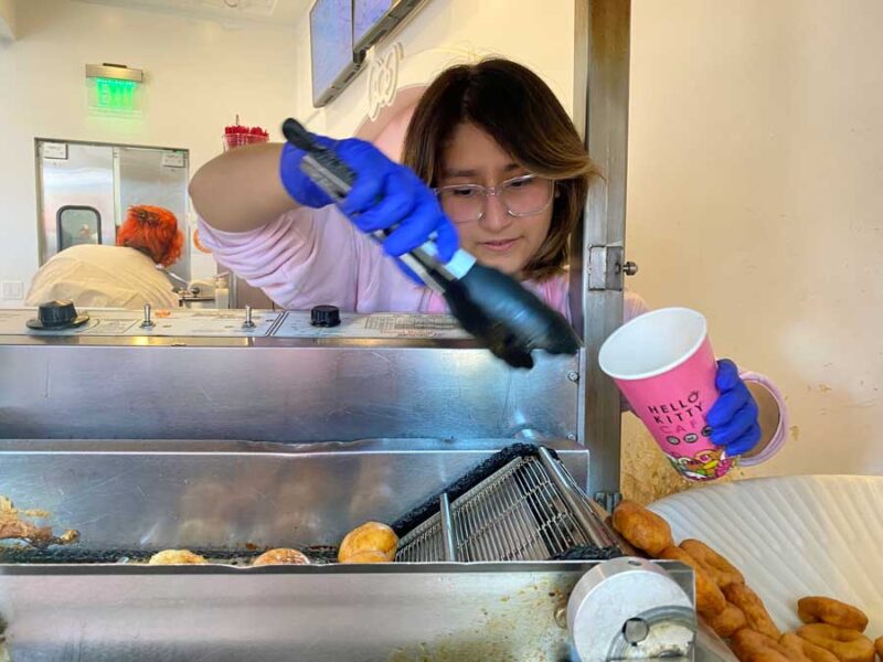 Hello Kitty Cafe at Irvine Spectrum - SuperMall