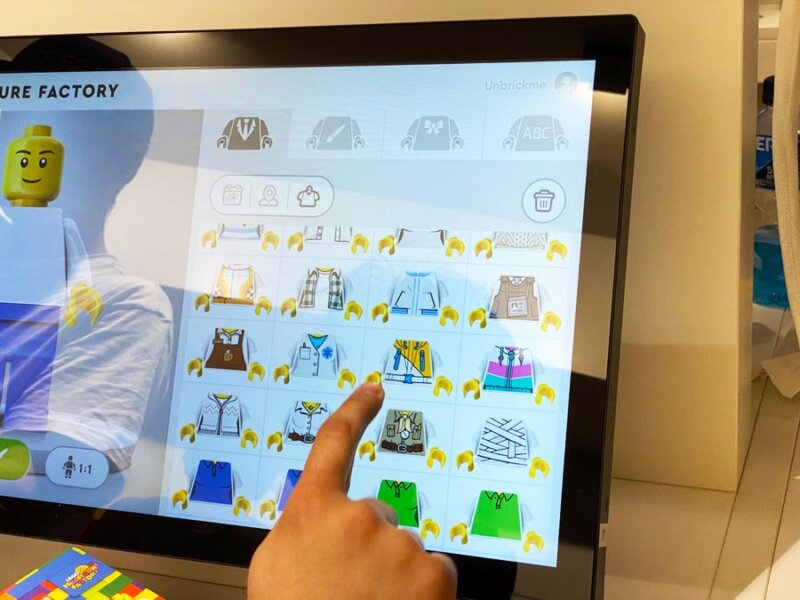 My Unforgettable Experience at LEGO Minifigure Factory in Orlando ...