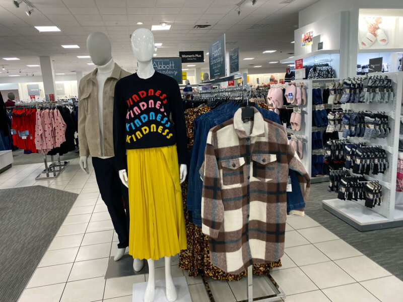What Did They Wear in Abbott Elementary? JCPenney Unveils Exclusive ...