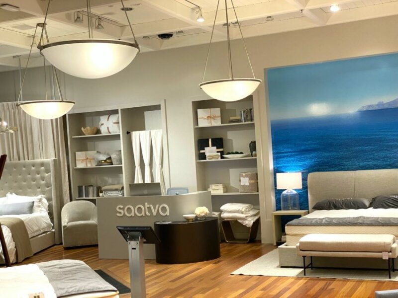 Brooklinen Sheets vs. Saatva Sheets - SuperMall